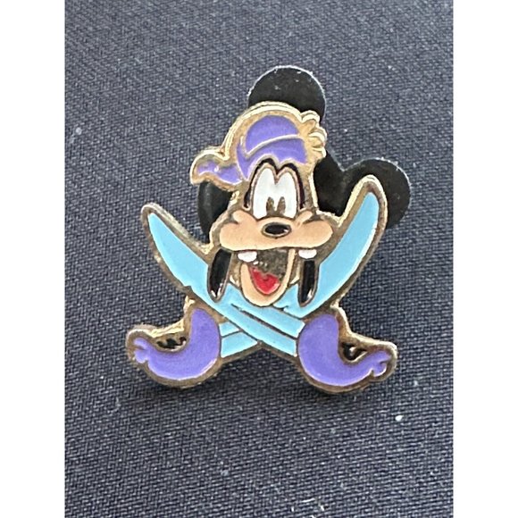 Disney | Jewelry | Vintage Goofy Walt Disney Trading Pin Pirate Swords ...